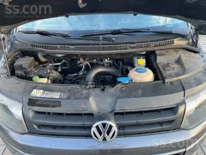 Pelēks Volkswagen Caravelle 2010 Rēzekne, ar dzinēja tilpumu 2.00 L un nobraukumu 284 tūkst. km par 13600 €, foto 12 vietnē AUTOMOTO.COM.LV