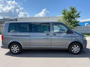Pelēks Volkswagen Caravelle 2010 Rīga, ar dzinēja tilpumu 2.00 L un nobraukumu 268 tūkst. km par 6900 €, foto 5 vietnē AUTOMOTO.COM.LV