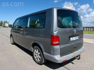 Pelēks Volkswagen Caravelle 2010 Rīga, ar dzinēja tilpumu 2.00 L un nobraukumu 268 tūkst. km par 6900 €, foto 6 vietnē AUTOMOTO.COM.LV