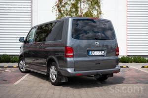 Grey Volkswagen Caravelle 2010 in Riga, with an engine capacity of 2.00 L and mileage of 260 thousand km for 11000 €, photo 4 on AUTOMOTO.COM.LV