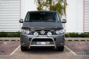 Grey Volkswagen Caravelle 2010 in Riga, with an engine capacity of 2.00 L and mileage of 260 thousand km for 11000 €, photo 10 on AUTOMOTO.COM.LV