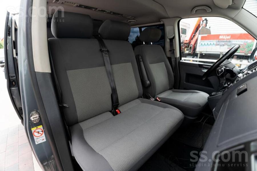 Grey Volkswagen Caravelle 2010 in Riga, with an engine capacity of 2.00 L and mileage of 260 thousand km for 11000 €, photo 13 on AUTOMOTO.COM.LV