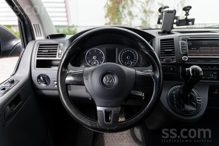 Grey Volkswagen Caravelle 2010 in Riga, with an engine capacity of 2.00 L and mileage of 260 thousand km for 11000 €, photo 21 on AUTOMOTO.COM.LV
