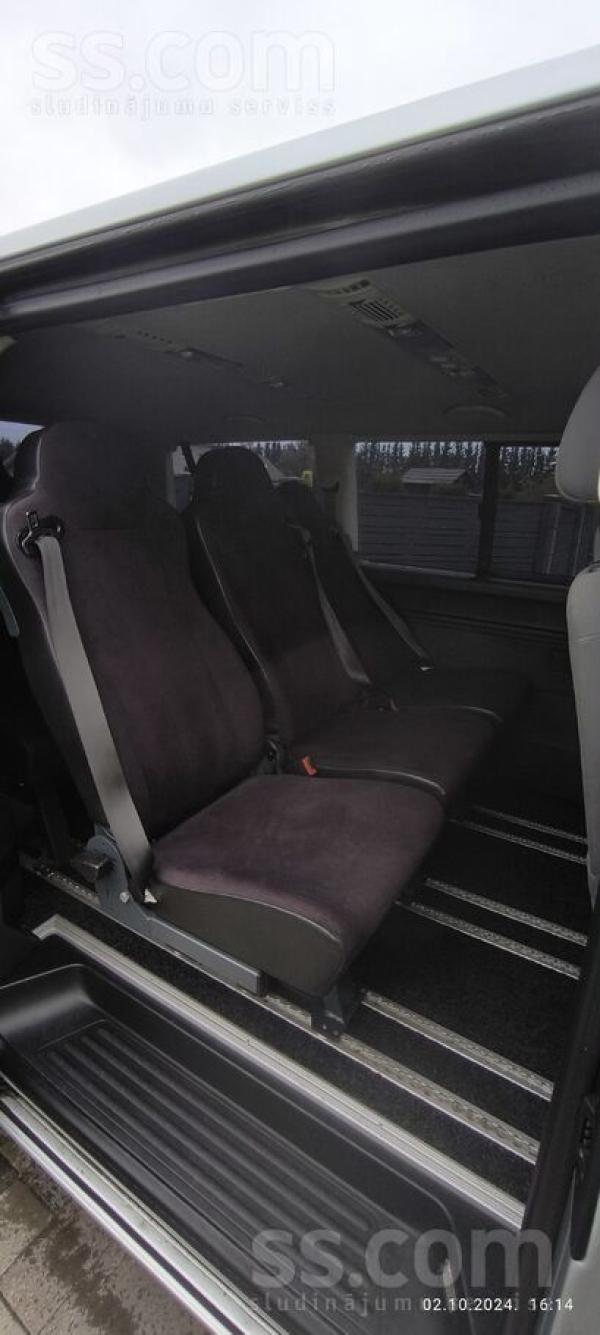 Grey Volkswagen Caravelle 2013 in Dobele, with an engine capacity of 2.00 L and mileage of 0 thousand km for 12150 €, photo 8 on AUTOMOTO.COM.LV