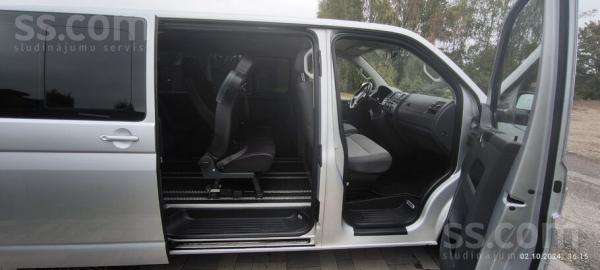 Grey Volkswagen Caravelle 2013 in Dobele, with an engine capacity of 2.00 L and mileage of 0 thousand km for 12150 €, photo 9 on AUTOMOTO.COM.LV