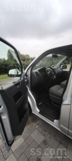 Grey Volkswagen Caravelle 2013 in Dobele, with an engine capacity of 2.00 L and mileage of 0 thousand km for 12150 €, photo 13 on AUTOMOTO.COM.LV