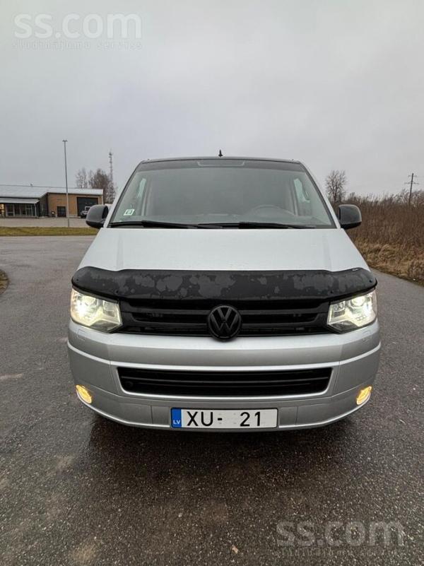 Grey Volkswagen Caravelle 2014 in Gulbene, with an engine capacity of 2.00 L and mileage of 325 thousand km for 10000 €, photo 2 on AUTOMOTO.COM.LV