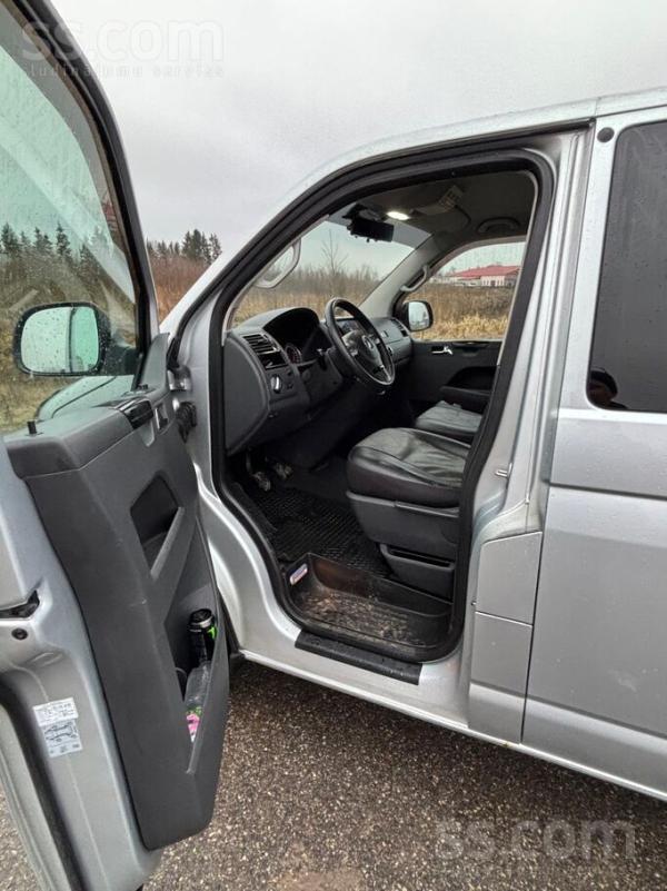 Grey Volkswagen Caravelle 2014 in Gulbene, with an engine capacity of 2.00 L and mileage of 325 thousand km for 10000 €, photo 9 on AUTOMOTO.COM.LV