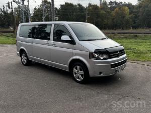 Pelēks Volkswagen Caravelle 2014 Jūrmala, ar dzinēja tilpumu 2.00 L un nobraukumu 143 tūkst. km par 19500 €, foto 3 vietnē AUTOMOTO.COM.LV