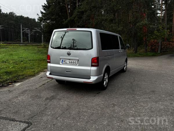 Pelēks Volkswagen Caravelle 2014 Jūrmala, ar dzinēja tilpumu 2.00 L un nobraukumu 143 tūkst. km par 19500 €, foto 4 vietnē AUTOMOTO.COM.LV