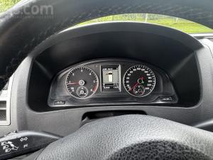 Pelēks Volkswagen Caravelle 2014 Jūrmala, ar dzinēja tilpumu 2.00 L un nobraukumu 143 tūkst. km par 19500 €, foto 6 vietnē AUTOMOTO.COM.LV