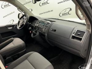 Grey Volkswagen Caravelle 2015 in Avizieniai, with an engine capacity of 2.00 L and mileage of 249 thousand km for 12500 €, photo 7 on AUTOMOTO.COM.LV