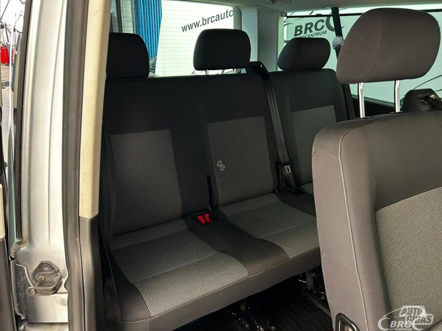 Grey Volkswagen Caravelle 2015 in Avizieniai, with an engine capacity of 2.00 L and mileage of 249 thousand km for 12500 €, photo 13 on AUTOMOTO.COM.LV