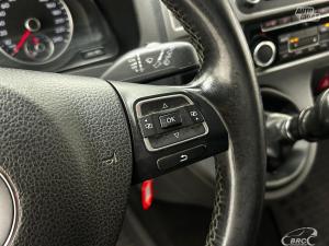 Grey Volkswagen Caravelle 2015 in Avizieniai, with an engine capacity of 2.00 L and mileage of 249 thousand km for 12500 €, photo 16 on AUTOMOTO.COM.LV