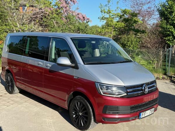 Grey Volkswagen Caravelle 2016 in Riga, with an engine capacity of 2.00 L and mileage of 252 thousand km for 24400 €, photo 1 on AUTOMOTO.COM.LV