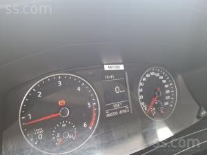 Grey Volkswagen Caravelle 2017 in Riga, with an engine capacity of 2.00 L and mileage of 460 thousand km for 18750 €, photo 12 on AUTOMOTO.COM.LV