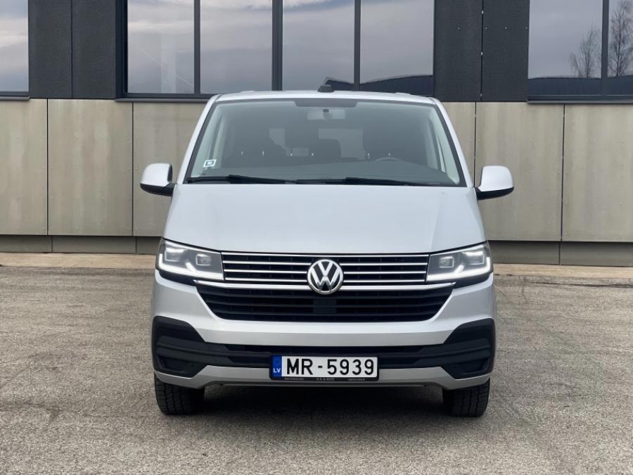 Pelēks Volkswagen Caravelle 2020 Rīga, ar dzinēja tilpumu 2.00 L un nobraukumu 87 tūkst. km par 35990 €, foto 3 vietnē AUTOMOTO.COM.LV