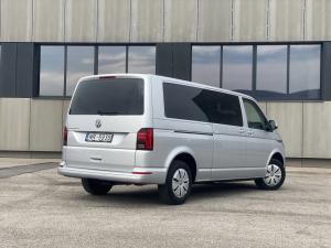 Pelēks Volkswagen Caravelle 2020 Rīga, ar dzinēja tilpumu 2.00 L un nobraukumu 87 tūkst. km par 35990 €, foto 5 vietnē AUTOMOTO.COM.LV