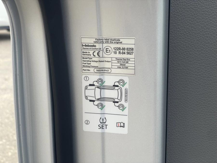 Pelēks Volkswagen Caravelle 2020 Rīga, ar dzinēja tilpumu 2.00 L un nobraukumu 87 tūkst. km par 35990 €, foto 17 vietnē AUTOMOTO.COM.LV