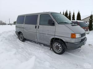 Grey Volkswagen Caravelle 1992 in Siauliai, with an engine capacity of 2.40 L and mileage of 344 thousand km for 1350 €, photo  on AUTOMOTO.COM.LV
