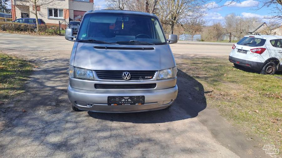 Grey Volkswagen Caravelle 1999 in Vilnius, with an engine capacity of 2.50 L and mileage of 3285 thousand km for 6750 €, photo 3 on AUTOMOTO.COM.LV