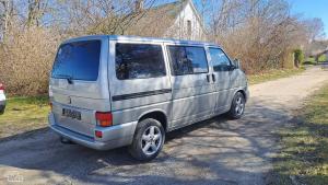 Grey Volkswagen Caravelle 1999 in Vilnius, with an engine capacity of 2.50 L and mileage of 3285 thousand km for 6750 €, photo 9 on AUTOMOTO.COM.LV