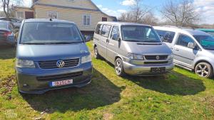 Grey Volkswagen Caravelle 1999 in Vilnius, with an engine capacity of 2.50 L and mileage of 3285 thousand km for 6750 €, photo 15 on AUTOMOTO.COM.LV