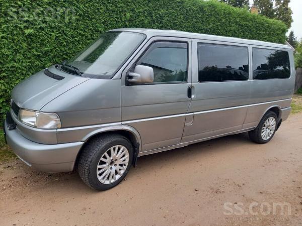 Pelēks Volkswagen Caravelle 1999 Jelgava, ar dzinēja tilpumu 2.50 L un nobraukumu 422 tūkst. km par 2650 €, foto 3 vietnē AUTOMOTO.COM.LV