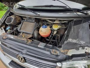 Pelēks Volkswagen Caravelle 1999 Jelgava, ar dzinēja tilpumu 2.50 L un nobraukumu 422 tūkst. km par 2650 €, foto 6 vietnē AUTOMOTO.COM.LV