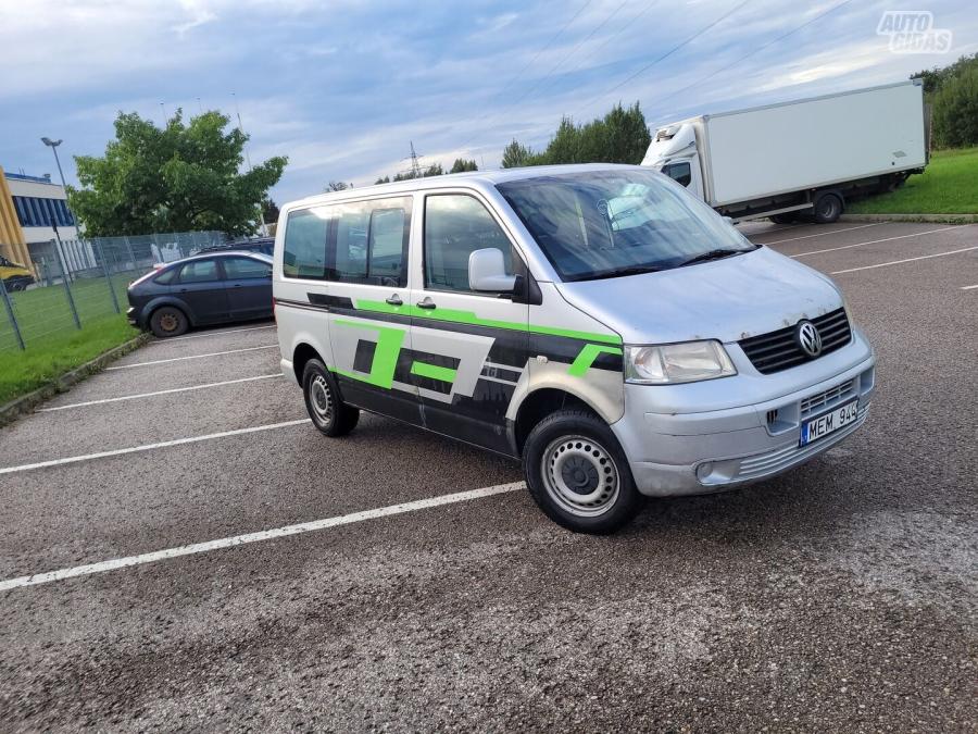 Pelēks Volkswagen Caravelle 2009 Viļņa, ar dzinēja tilpumu 2.00 L un nobraukumu 290 tūkst. km par 5000 €, foto 5 vietnē AUTOMOTO.COM.LV