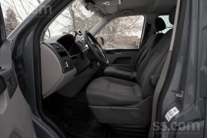 Pelēks Volkswagen Caravelle 2011 Jelgava, ar dzinēja tilpumu 2.00 L un nobraukumu 437 tūkst. km par 10900 €, foto 11 vietnē AUTOMOTO.COM.LV