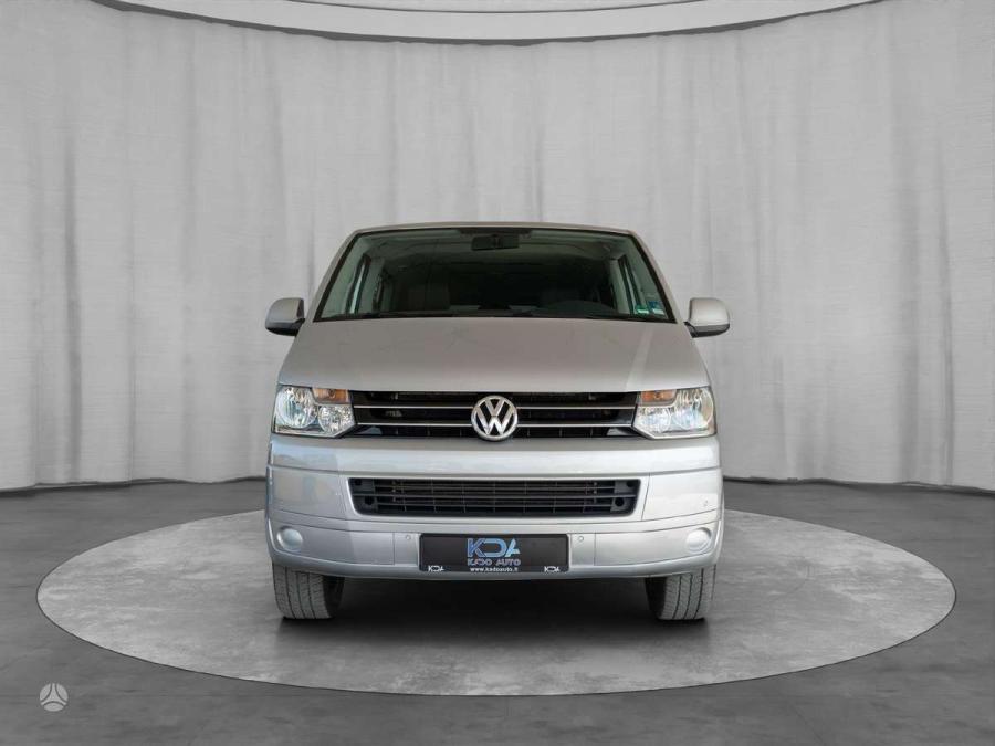 Pelēks Volkswagen Caravelle 2011 Marijampole, ar dzinēja tilpumu 1.97 L un nobraukumu 314 tūkst. km par 13950 €, foto 3 vietnē AUTOMOTO.COM.LV