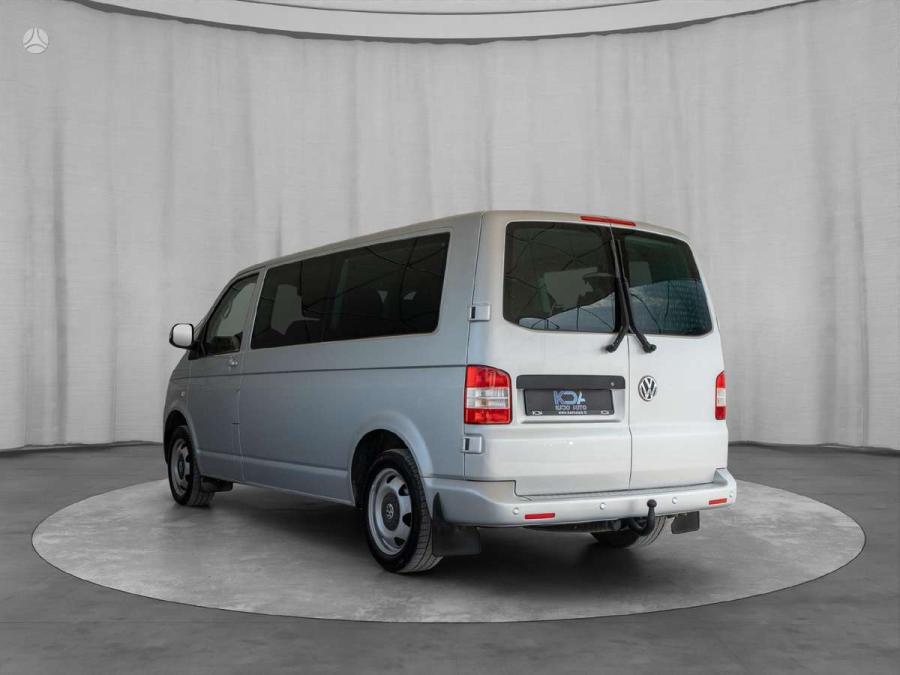 Pelēks Volkswagen Caravelle 2011 Marijampole, ar dzinēja tilpumu 1.97 L un nobraukumu 314 tūkst. km par 13950 €, foto 6 vietnē AUTOMOTO.COM.LV
