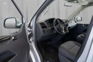Pelēks Volkswagen Caravelle 2011 Marijampole, ar dzinēja tilpumu 1.97 L un nobraukumu 314 tūkst. km par 13950 €, foto 19 vietnē AUTOMOTO.COM.LV