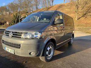 Grey Volkswagen Caravelle 2012 in Kaunas, with an engine capacity of 1.97 L and mileage of 213 thousand km for 13499 €, photo  on AUTOMOTO.COM.LV