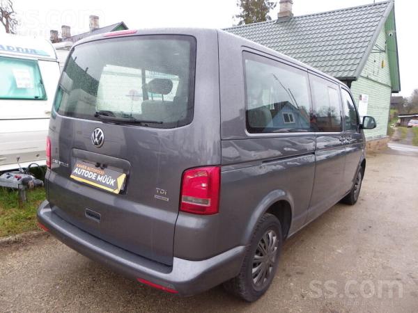 Pelēks Volkswagen Caravelle 2013 Valka, ar dzinēja tilpumu 2.00 L un nobraukumu 225 tūkst. km par 12999 €, foto 6 vietnē AUTOMOTO.COM.LV