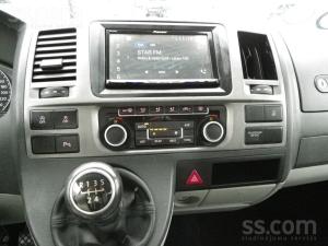 Pelēks Volkswagen Caravelle 2013 Valka, ar dzinēja tilpumu 2.00 L un nobraukumu 225 tūkst. km par 12999 €, foto 11 vietnē AUTOMOTO.COM.LV
