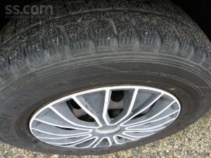 Pelēks Volkswagen Caravelle 2013 Valka, ar dzinēja tilpumu 2.00 L un nobraukumu 225 tūkst. km par 12999 €, foto 20 vietnē AUTOMOTO.COM.LV