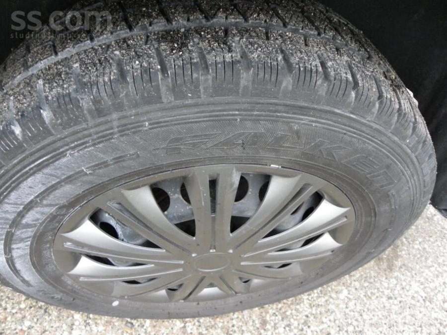 Pelēks Volkswagen Caravelle 2013 Valka, ar dzinēja tilpumu 2.00 L un nobraukumu 225 tūkst. km par 12999 €, foto 21 vietnē AUTOMOTO.COM.LV