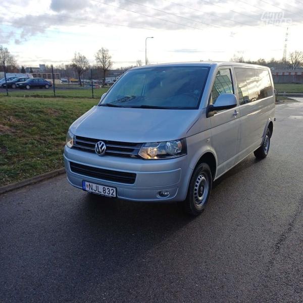 Grey Volkswagen Caravelle 2014 in Kaunas, with an engine capacity of 2.00 L and mileage of 282 thousand km for 13900 €, photo 1 on AUTOMOTO.COM.LV