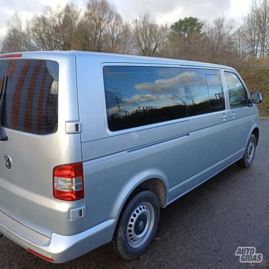 Grey Volkswagen Caravelle 2014 in Kaunas, with an engine capacity of 2.00 L and mileage of 282 thousand km for 13900 €, photo 15 on AUTOMOTO.COM.LV