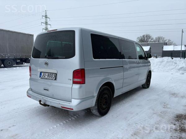 Grey Volkswagen Caravelle 2015 in Riga, with an engine capacity of 2.00 L and mileage of 470 thousand km for 11200 €, photo 3 on AUTOMOTO.COM.LV