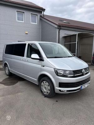 Grey Volkswagen Caravelle 2017 in Klaipeda, with an engine capacity of 1.97 L and mileage of 270 thousand km for 15500 €, photo 7 on AUTOMOTO.COM.LV