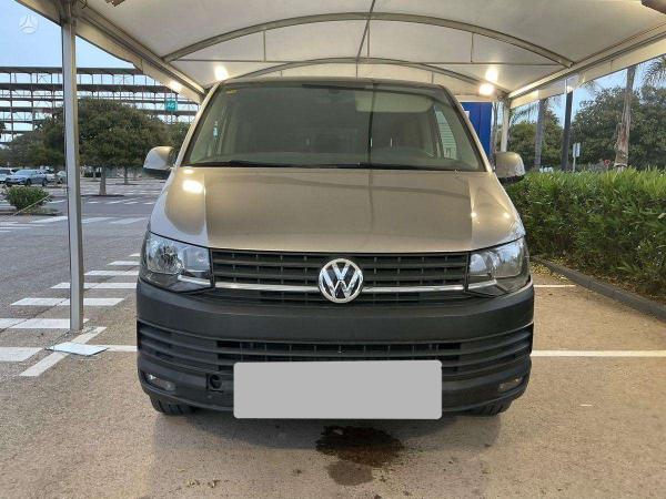 Pelēks Volkswagen Caravelle 2019 Viļņa, ar dzinēja tilpumu 1.97 L un nobraukumu 267 tūkst. km par 14000 €, foto 10 vietnē AUTOMOTO.COM.LV