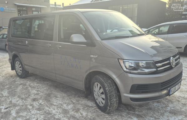 Grey Volkswagen Caravelle 2019 in Vilnius, with an engine capacity of 2.00 L and mileage of 190 thousand km for 23500 €, photo 3 on AUTOMOTO.COM.LV