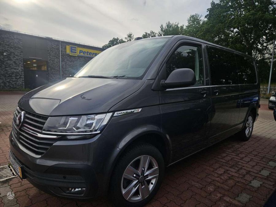 Grey Volkswagen Caravelle 2023 in Radviliskis, with an engine capacity of 1.97 L and mileage of 230 thousand km for 28700 €, photo 3 on AUTOMOTO.COM.LV