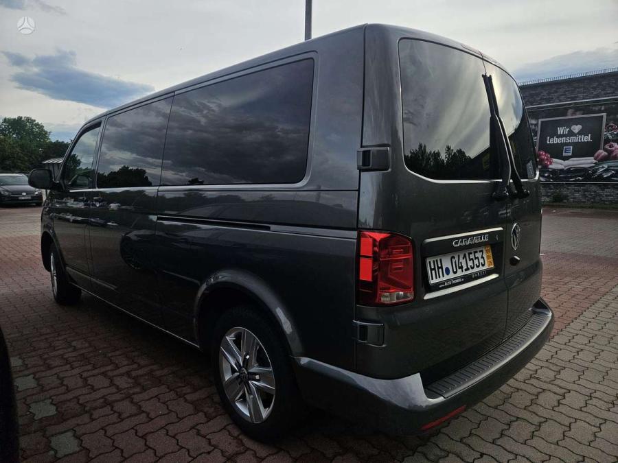 Grey Volkswagen Caravelle 2023 in Radviliskis, with an engine capacity of 1.97 L and mileage of 230 thousand km for 28700 €, photo 7 on AUTOMOTO.COM.LV