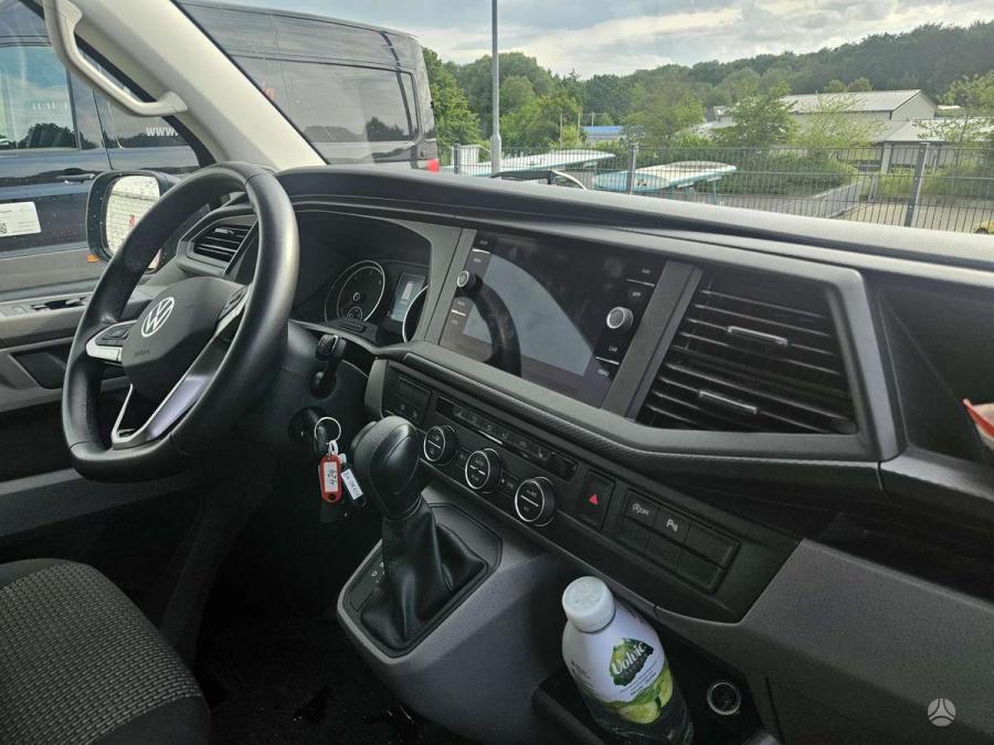 Grey Volkswagen Caravelle 2023 in Radviliskis, with an engine capacity of 1.97 L and mileage of 230 thousand km for 28700 €, photo 15 on AUTOMOTO.COM.LV