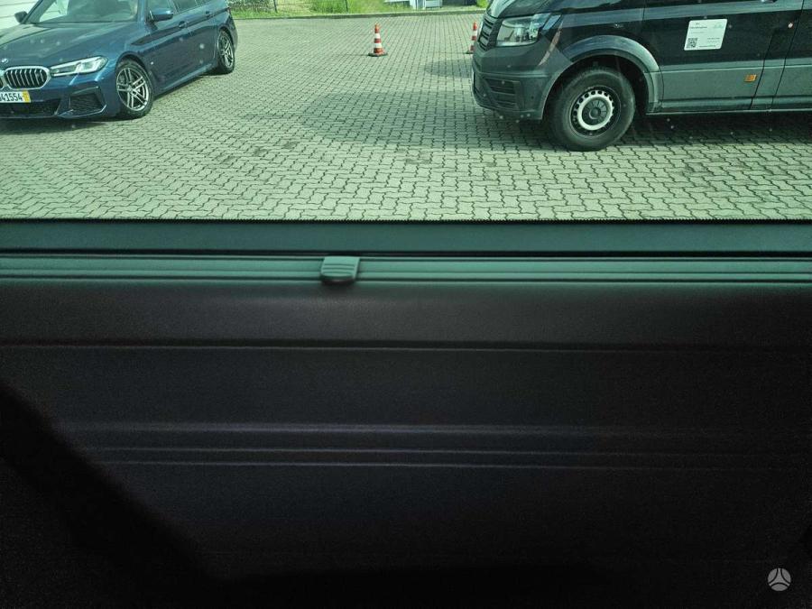 Grey Volkswagen Caravelle 2023 in Radviliskis, with an engine capacity of 1.97 L and mileage of 230 thousand km for 28700 €, photo 19 on AUTOMOTO.COM.LV