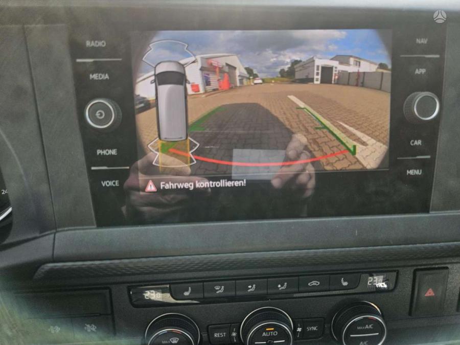 Grey Volkswagen Caravelle 2023 in Radviliskis, with an engine capacity of 1.97 L and mileage of 230 thousand km for 28700 €, photo 26 on AUTOMOTO.COM.LV